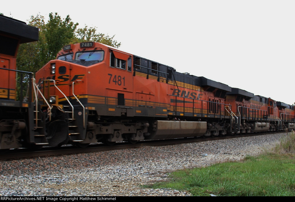BNSF 7481